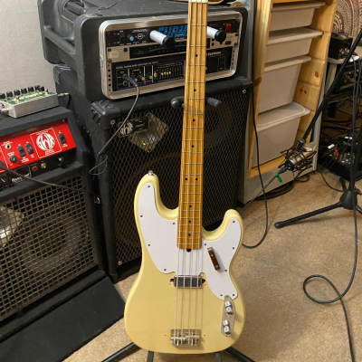 Kasuga precision bass '80s - Cream | Reverb