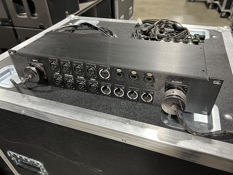 Custom W2 Audio Patch Panel w/ Trunk | Reverb