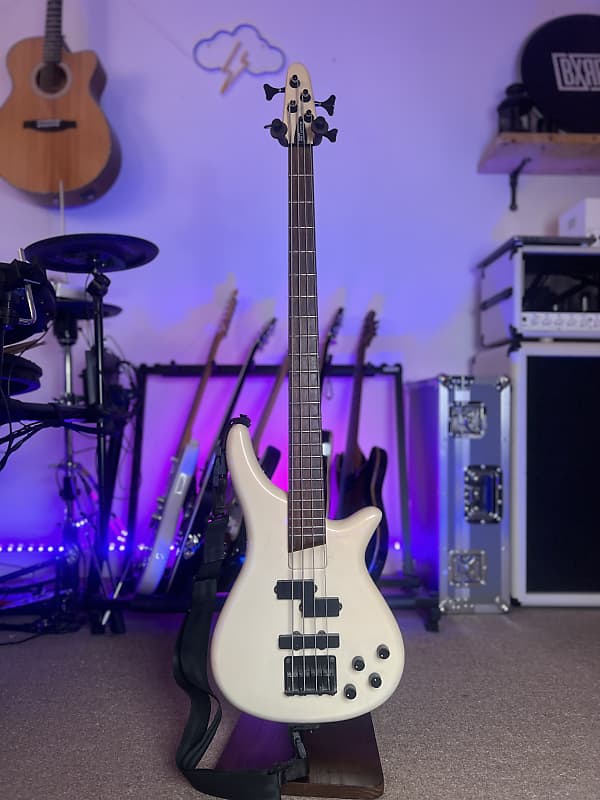 Bass Collection SB301 Late 80s - Metallic cream/white | Reverb
