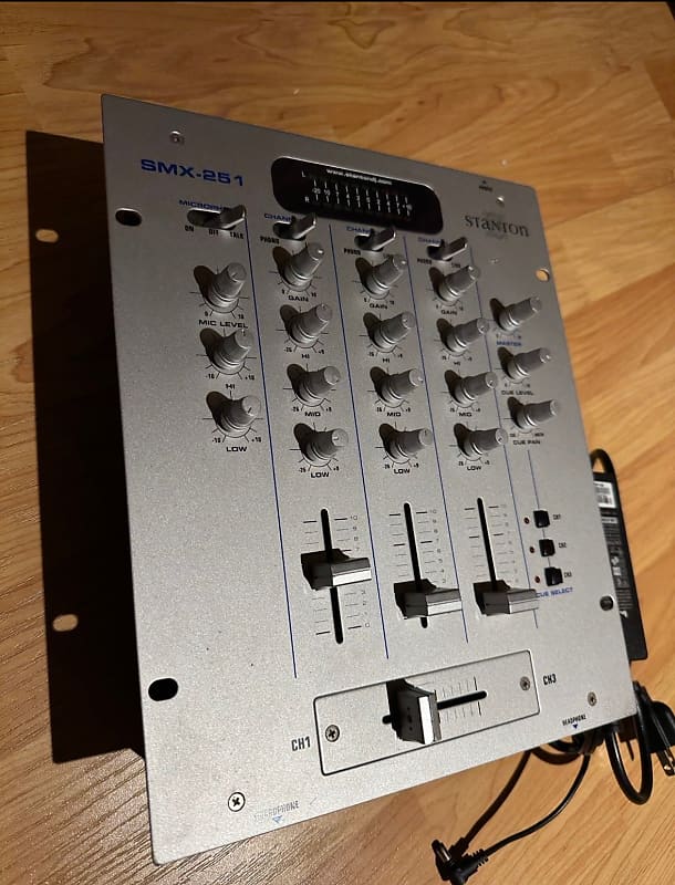 Stanton SMX-251 DJ Mixer | Reverb