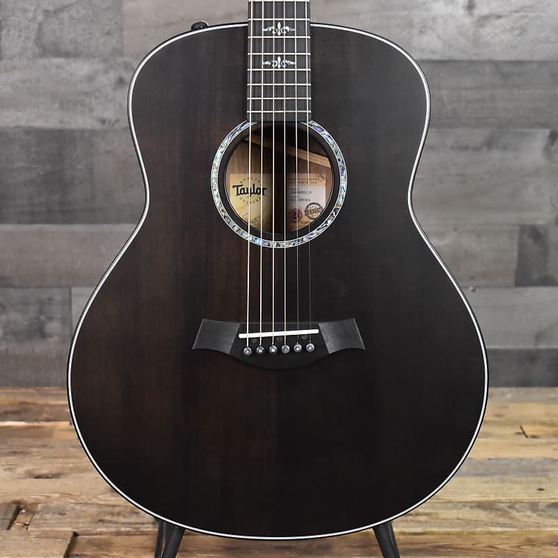 Taylor C21e B3044 Catch #44 Grand Theater, Tasmanian | Reverb