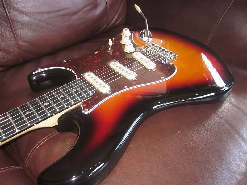 Tagima T 635 Classic SB DF/TT Electric Guitar Sunburst w/ | Reverb