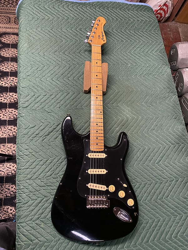 Lotus Stratocaster Copy 90's - Black | Reverb
