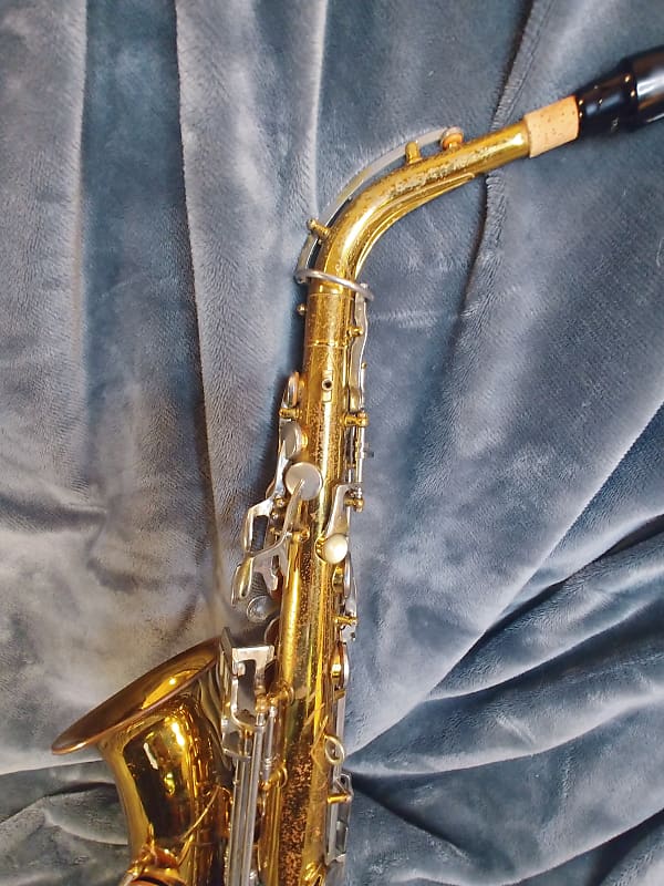 King Cleveland 613 Alto Saxophone with Hardshell Case - Ready | Reverb