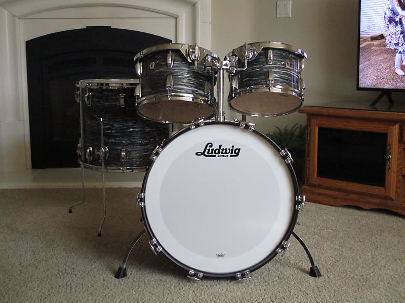 Ludwig Classic Maple Vintage Black Oyster Pearl | Reverb