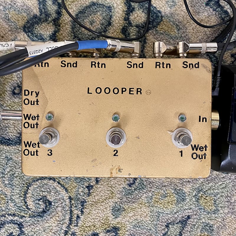 Loooper 3 effects loop switcher - Gold | Reverb
