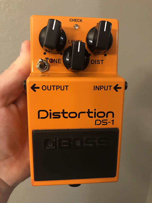 Boss DS-1 Distortion with Ultra and Seeing Eye Mods | Reverb
