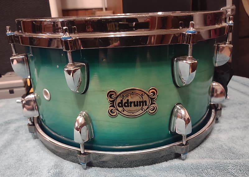 ddrum Dominion 13x7" Maple Snare Drum - Blue-Green Burst | Reverb