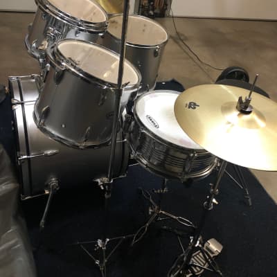 Pulse 5-Piece Drum Set w/Cymbals & Hardware | Reverb