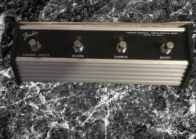 Fender 1989 4 button channel selector foot switch - Power | Reverb