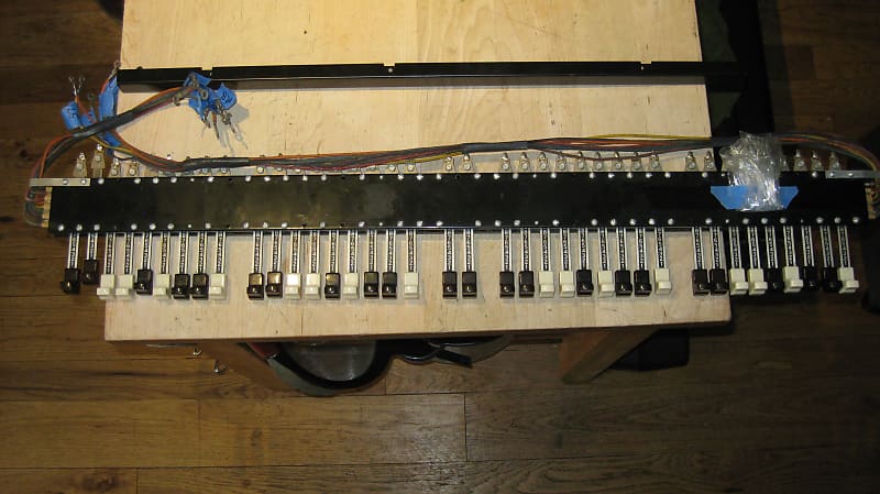 Hammond Organ Drawbars | Reverb