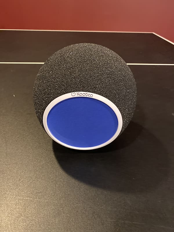 Kaotica Eyeball Microphone Acoustic Isolation Blue | Reverb