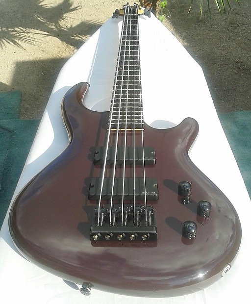 Dean Electric Bass Guitar 5 string EMG HZ Soapbar pickups | Reverb