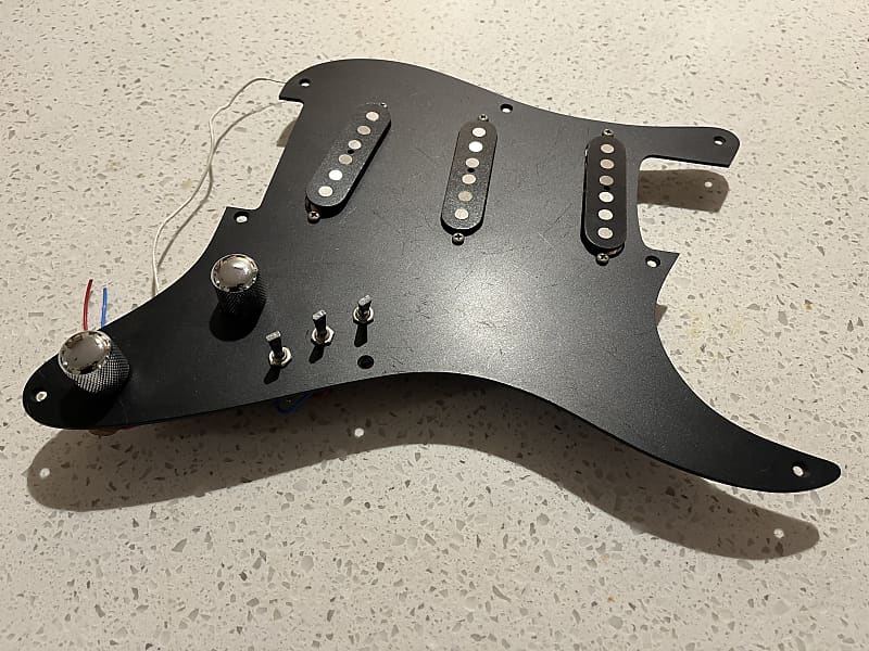 Fernandes FST60J Jeff Beck loaded pickguard w/ L-5002T | Reverb