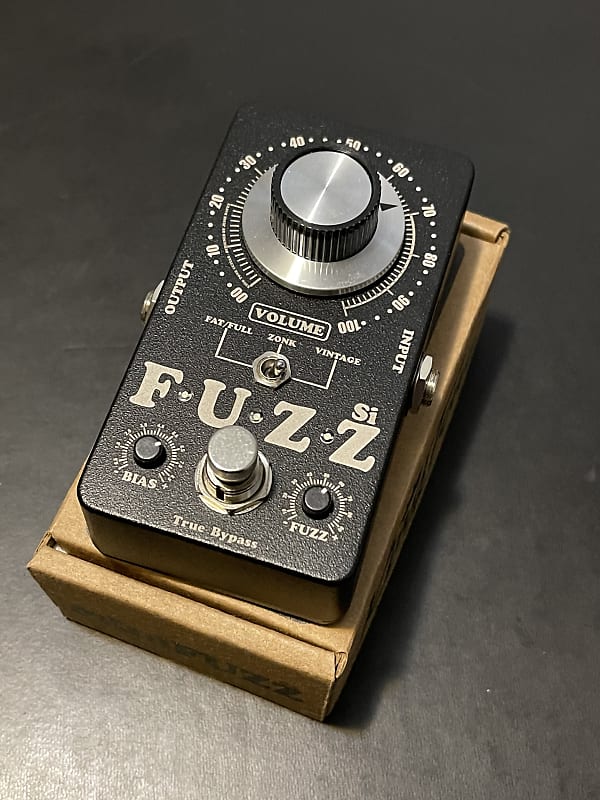 Jesse Davey KingTone Mini Fuzz Si Silicon Guitar Pedal | Reverb