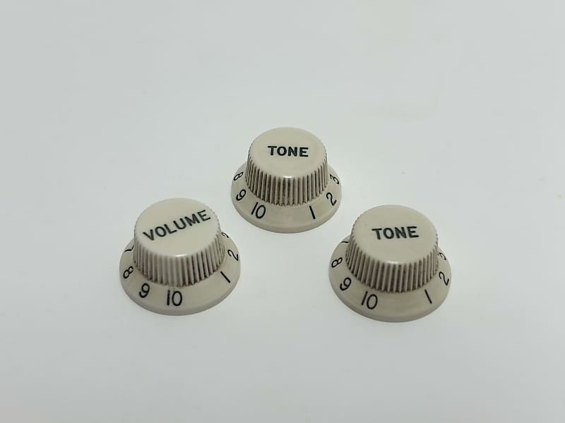 Stratocaster Knobs Parchment Strat Knob Set 1960's - AGED | Reverb UK