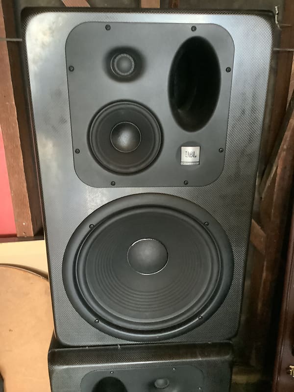 JBL LSR 32 | Reverb
