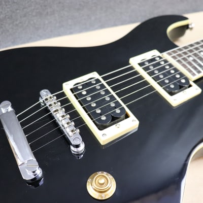 Silvertone SPN-5 Electric Guitar with Dual Humbucker Pickups | Reverb
