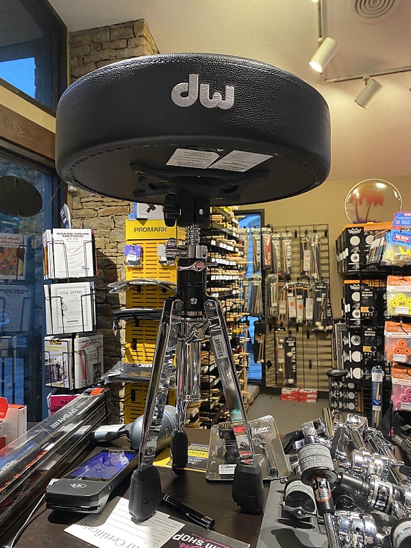 USED DW 9000 Round Drum Throne | Reverb