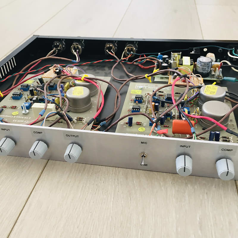 Solid State Logic custom made stereo compressor from CF82E33 | Reverb