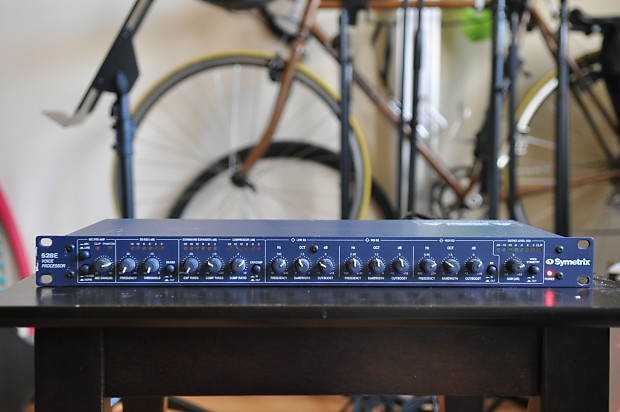 Symetrix 528e Voice Processor - Preamp / EQ/ Compressor / | Reverb