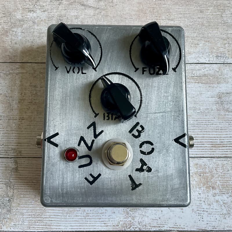 Turnford Guitars Fuzz Boat Guitar Pedal | Reverb Canada