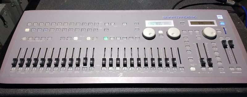 ETC Smartfade ML Light console | Reverb