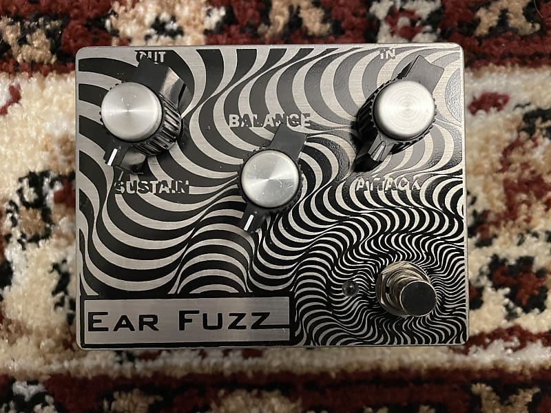 Ear Fuzz Effects Dizzy Tone Fuzz 2024 - Silver/Black | Reverb