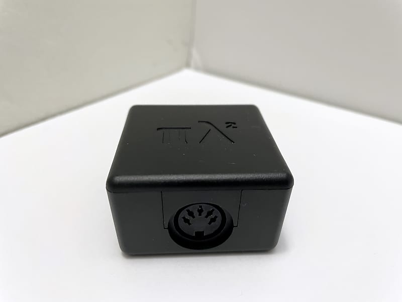 Ploytec PL2 - Tiny MIDI Analog Synthesizer | Reverb