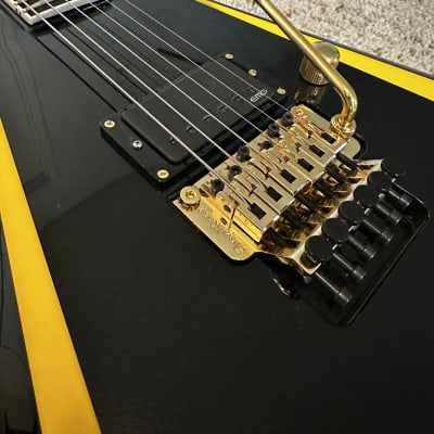 ESP Edwards E-ALEXI ARROWHEAD 2022 - Black / Yellow | Reverb