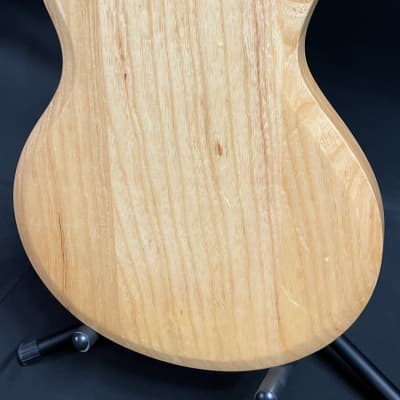 Supro 2041AN Huntington I 4-String Short Scale Bass Guitar | Reverb