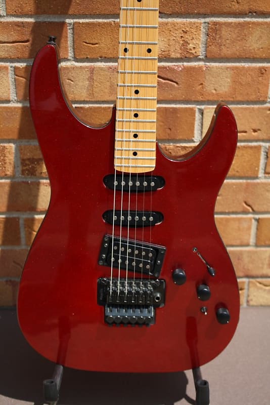 1988-1989 Kramer Striker 605ST-Red Metallic with Binding | Reverb