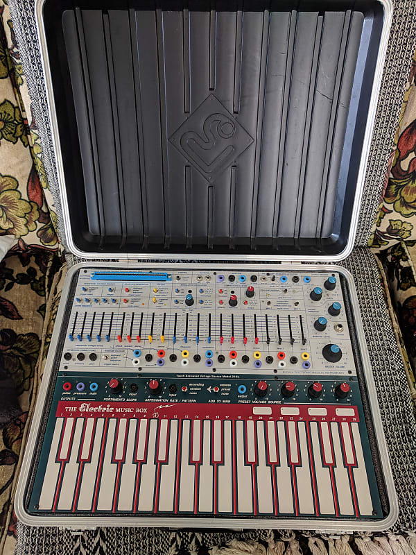 Buchla BEMI Music Easel + Synovatron CVGT1 Eurorack interface | Reverb