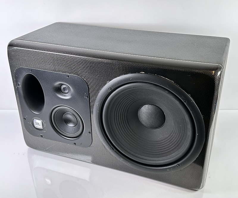 JBL LSR32 Linear Spatial Reference Monitor (Single) | Reverb