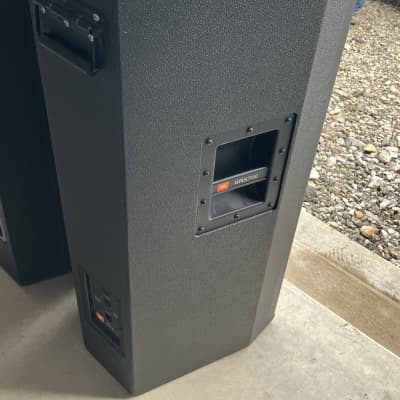 Pair JBL SRX722 | Reverb