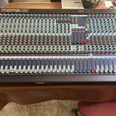 Midas Venice 320 Mixing Console | Reverb