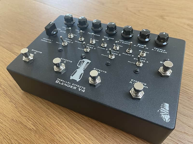 Wounded Paw Parallel Effects Blender Black v4 | Reverb