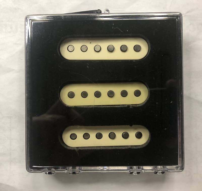 Fender STA5 Black & Aged White | Reverb UK