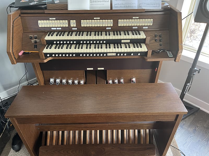 Viscount Prestige II Organ | Reverb