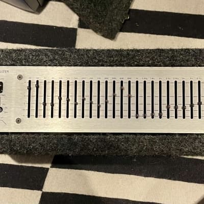 Vintage JBL / UREI 7110 Limiter Compressor | Reverb