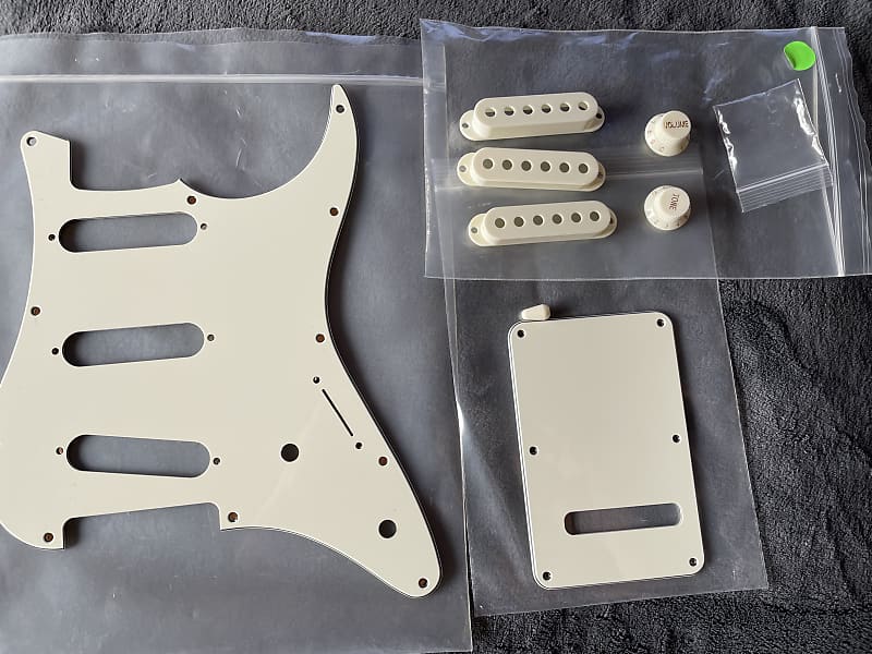 Suhr Standard SSS pickguard - parchment | Reverb Suhr Standard SSS pickguard - parchment | Reverb