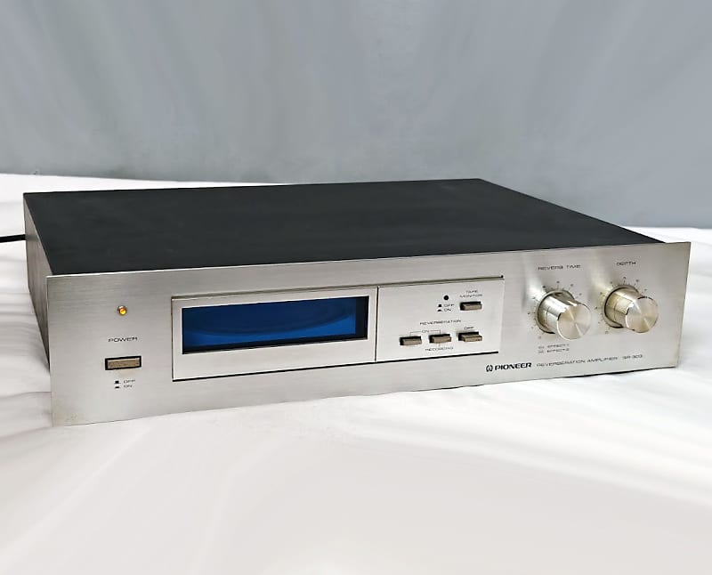Pioneer SR-303 Stereo Reverberation Amplifier 1980 BBD Delay | Reverb
