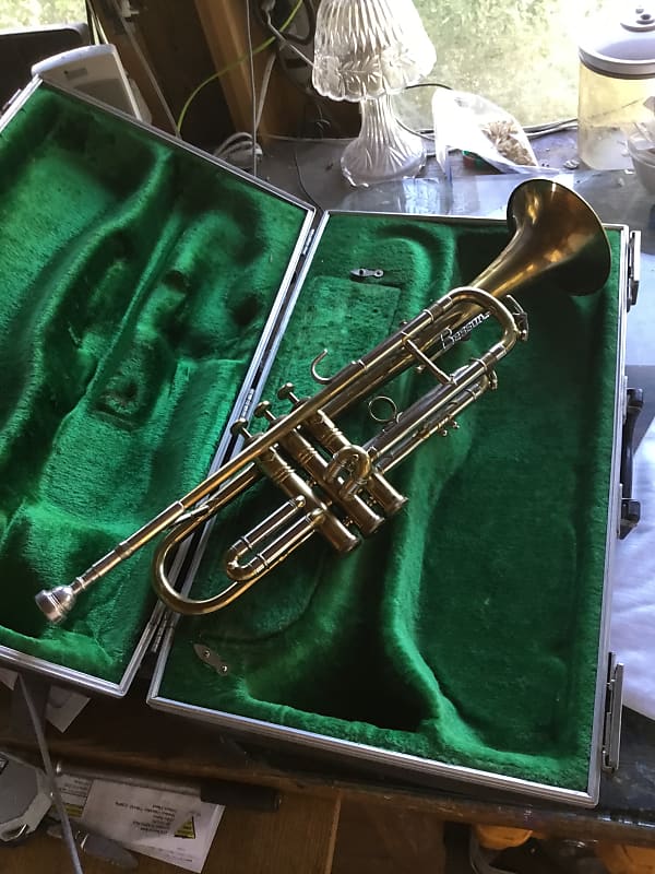 Besson 8-10 1970's Besson logo | Reverb