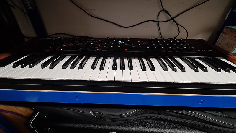 Dave Smith Instruments Prophet Rev2 16-Voice Polysynth | Reverb UK