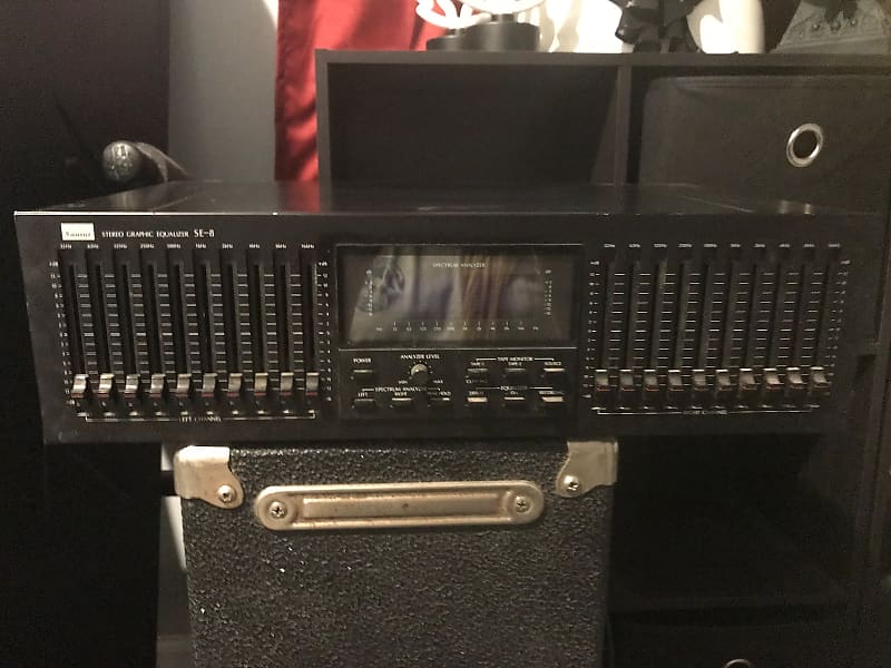 Sansui SE-8 Stereo Graphic EQ | Reverb