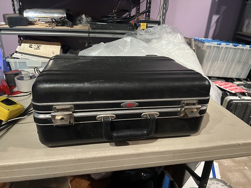 SKB Hard Gig Case 17x12x7 - Black | Reverb