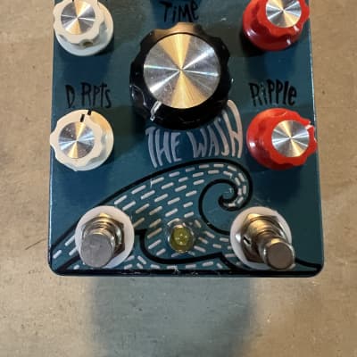 Hungry Robot Pedals The Wash V2 | Reverb