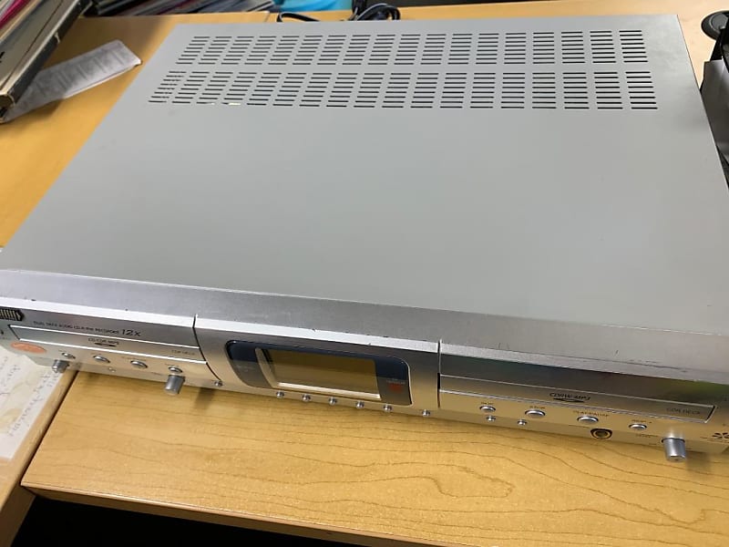 KLH CDR2000 CD Recorder gray/SILVER no remote | Reverb