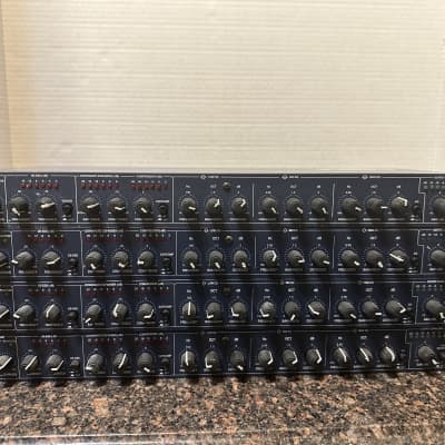 Four Symetrix 528E CHANNEL STRIP: MIC PREAMP, COMPRESSOR, | Reverb