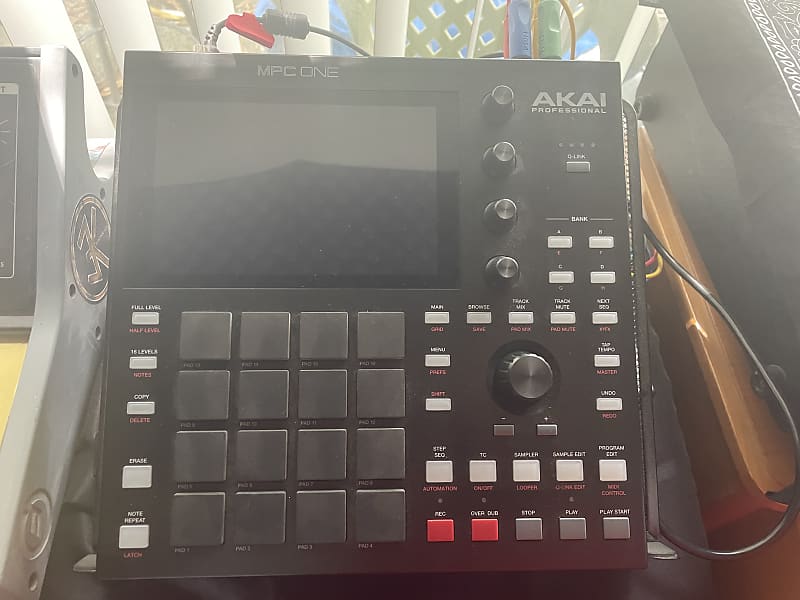 Akai MPC One MIDI Controller STAND ALONE SAMPLER | Reverb UK